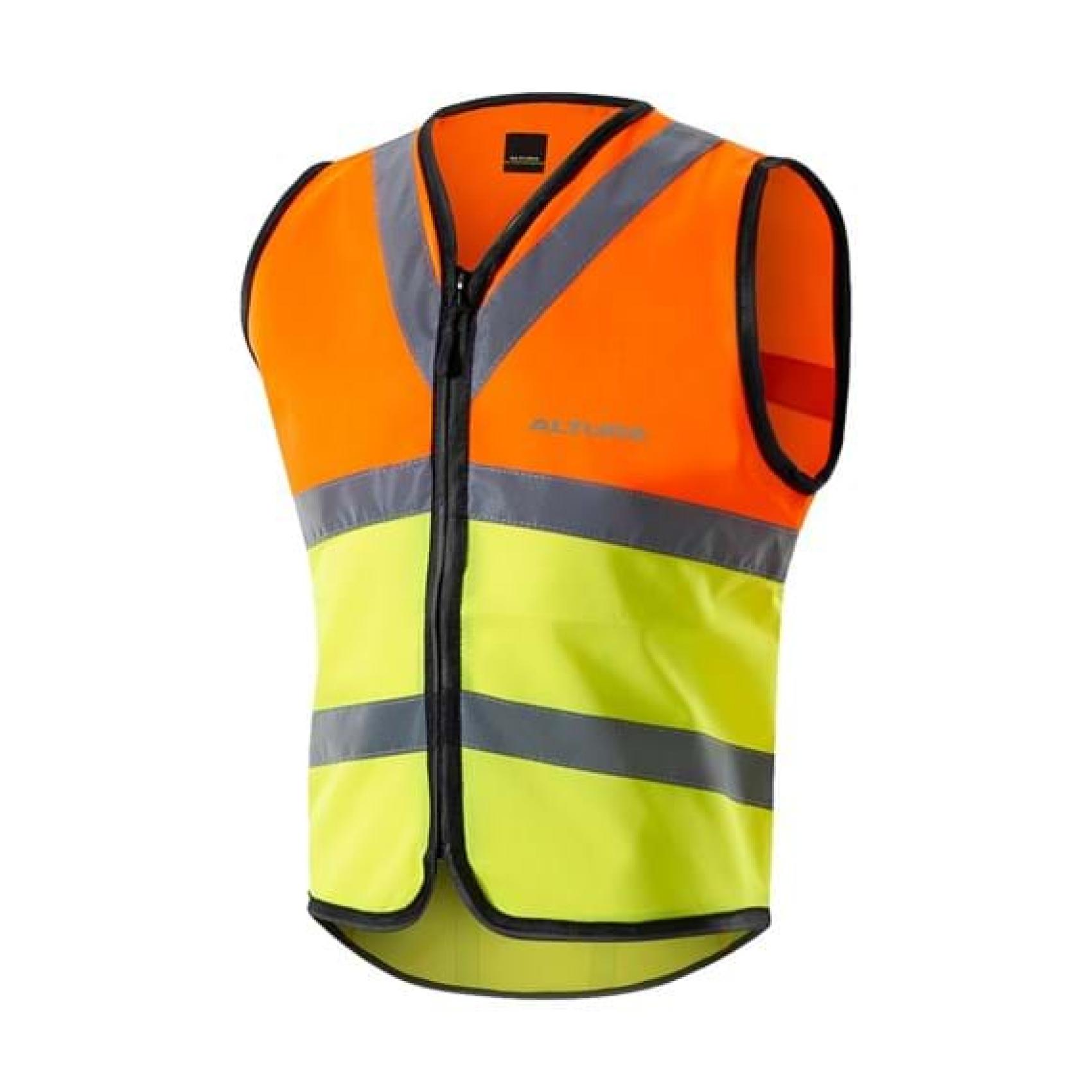 Review: Vizirider Hi-Vis LED Gilet | Cycling UK